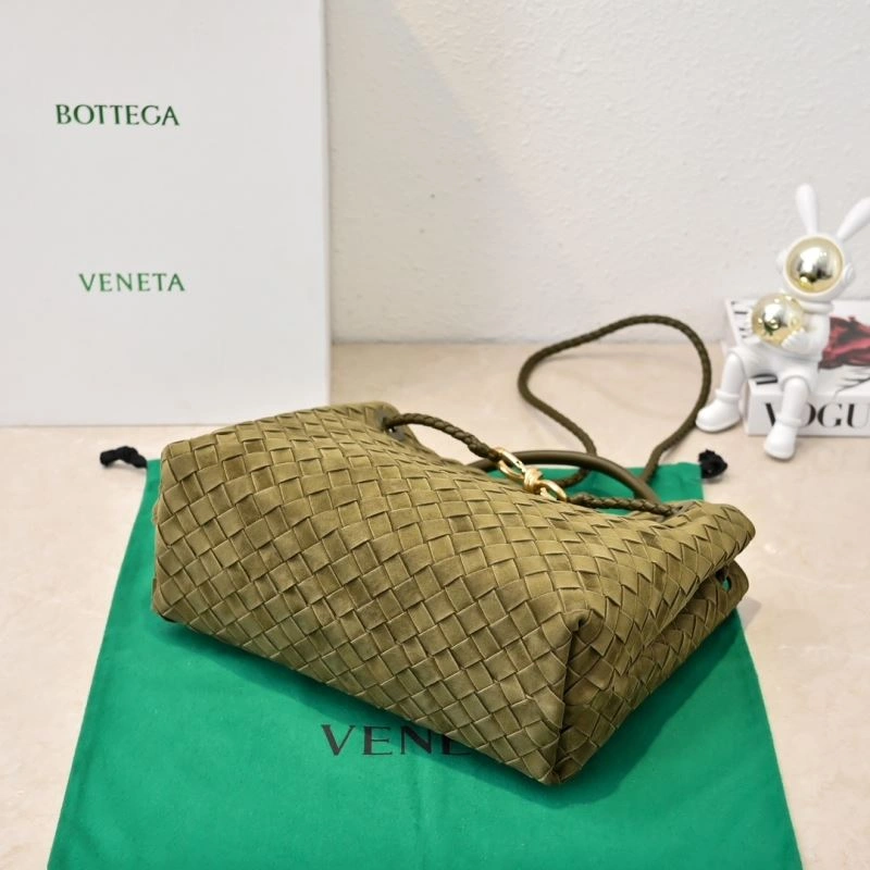 Accurate model Bottega Veneta Top Handle Bags