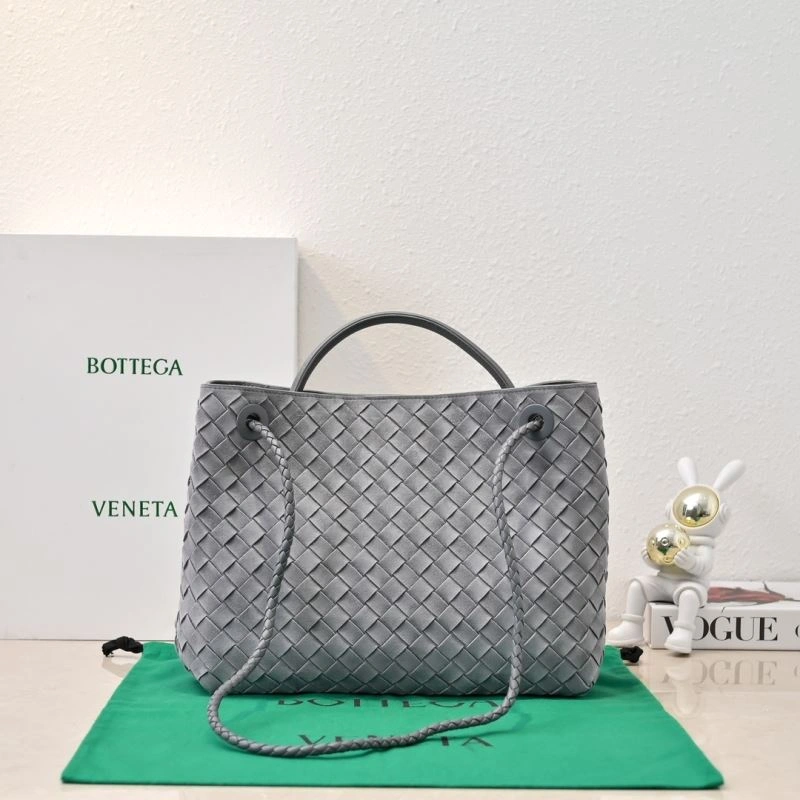 Brand-authenticated Bottega Veneta Top Handle Bags