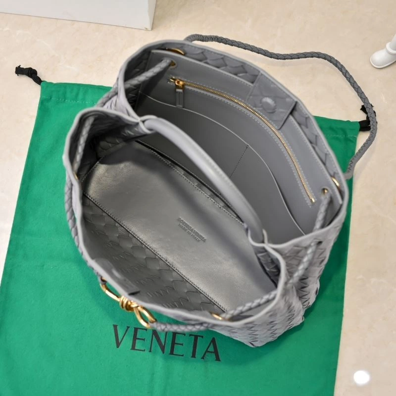 Brand-authenticated Bottega Veneta Top Handle Bags