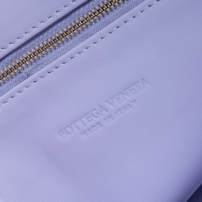 Discounted Bottega Veneta Top Handle Bags