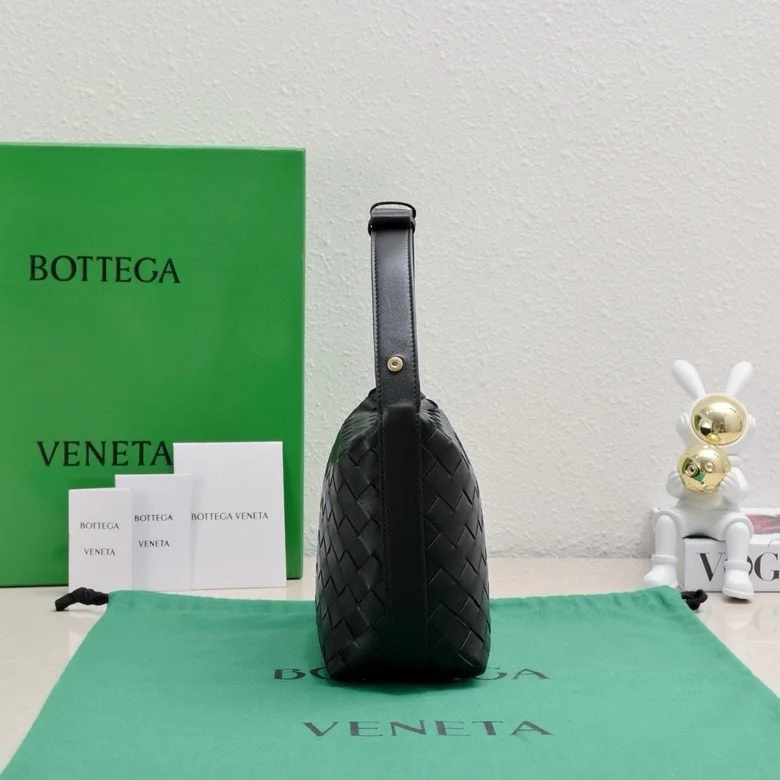 Discounted Bottega Veneta Top Handle Bags