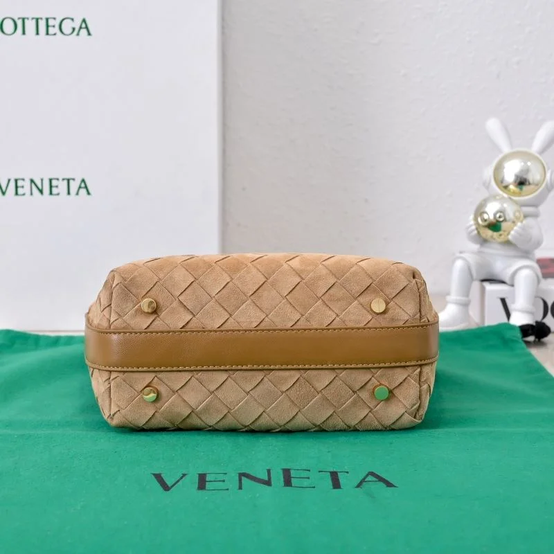Accurate model Bottega Veneta Top Handle Bags