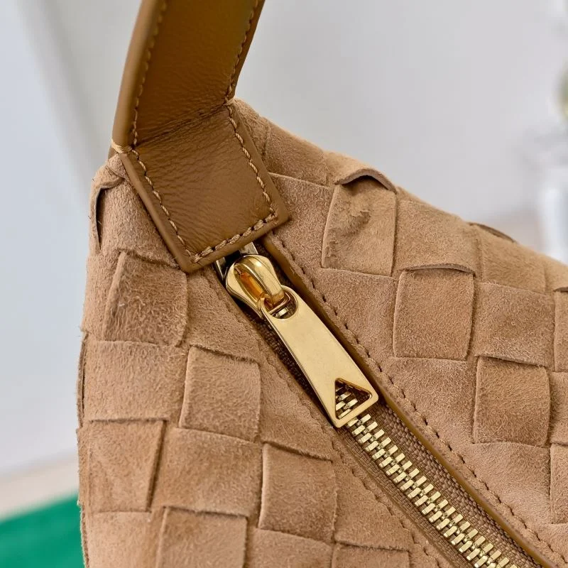 Accurate model Bottega Veneta Top Handle Bags