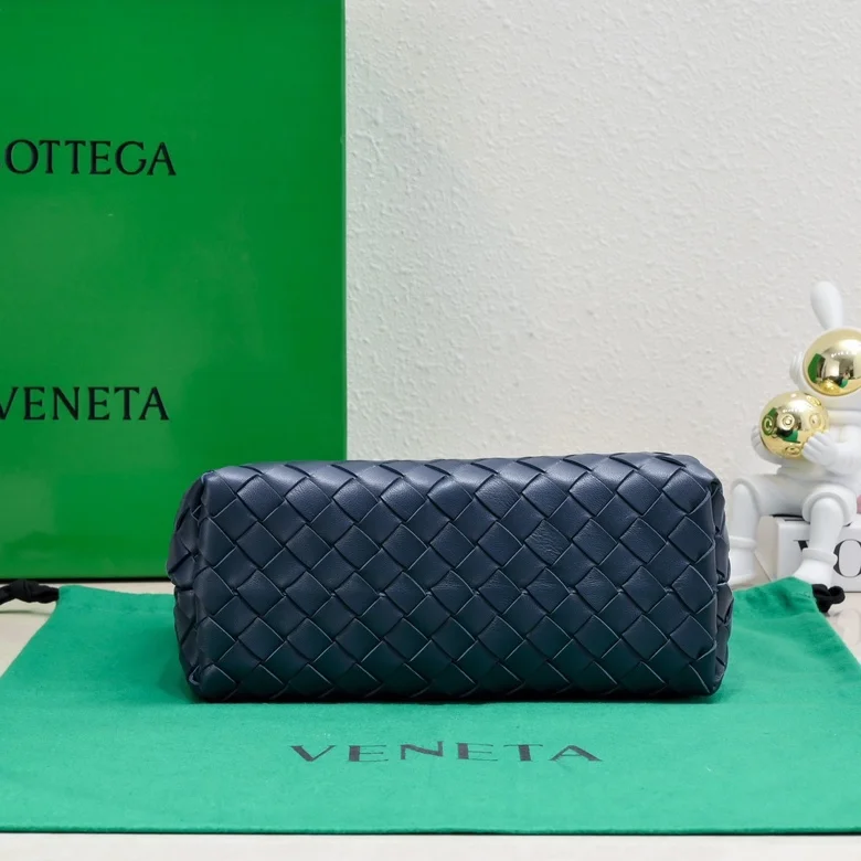 Discounted Bottega Veneta Top Handle Bags