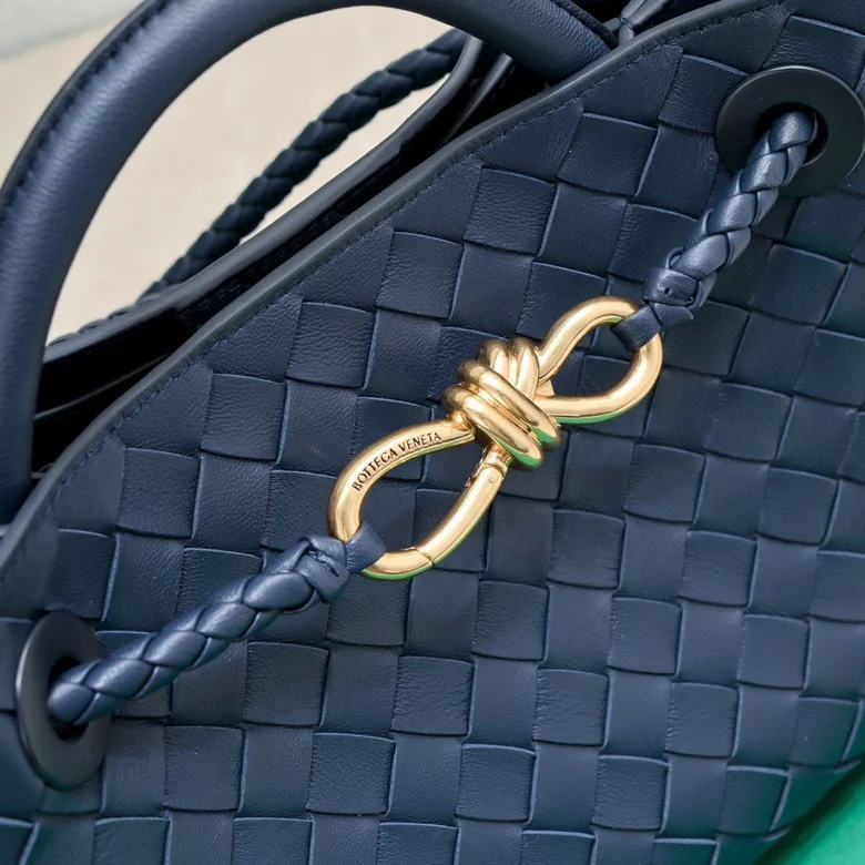 Discounted Bottega Veneta Top Handle Bags