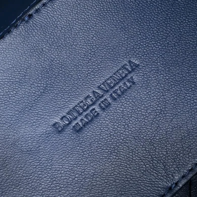 Discounted Bottega Veneta Top Handle Bags