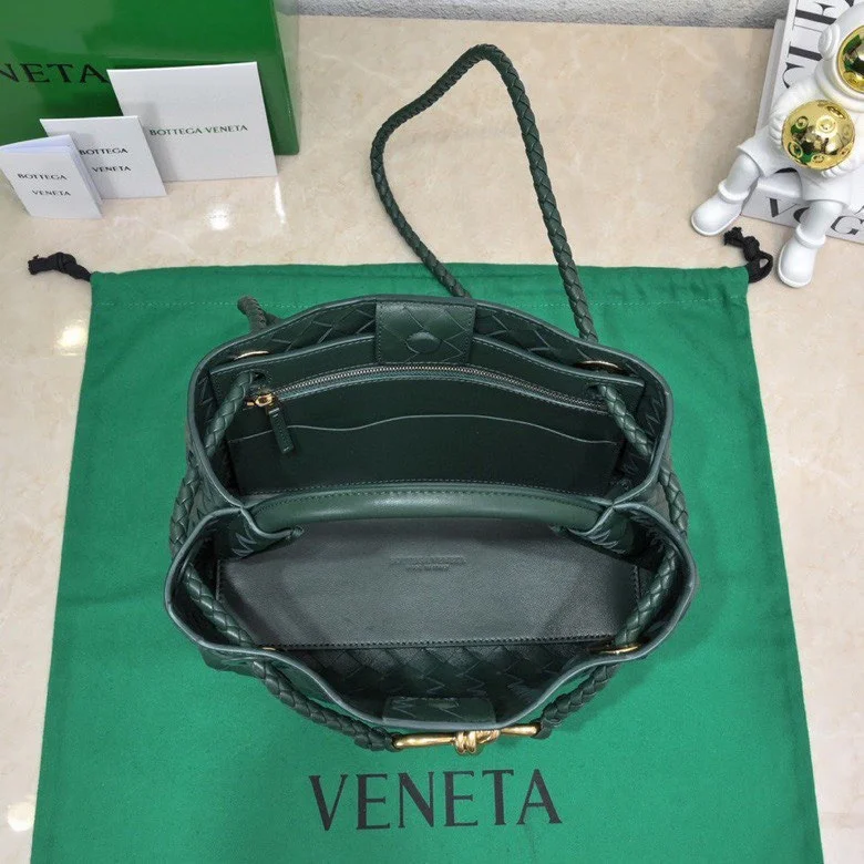 Inexpensive Bottega Veneta Top Handle Bags
