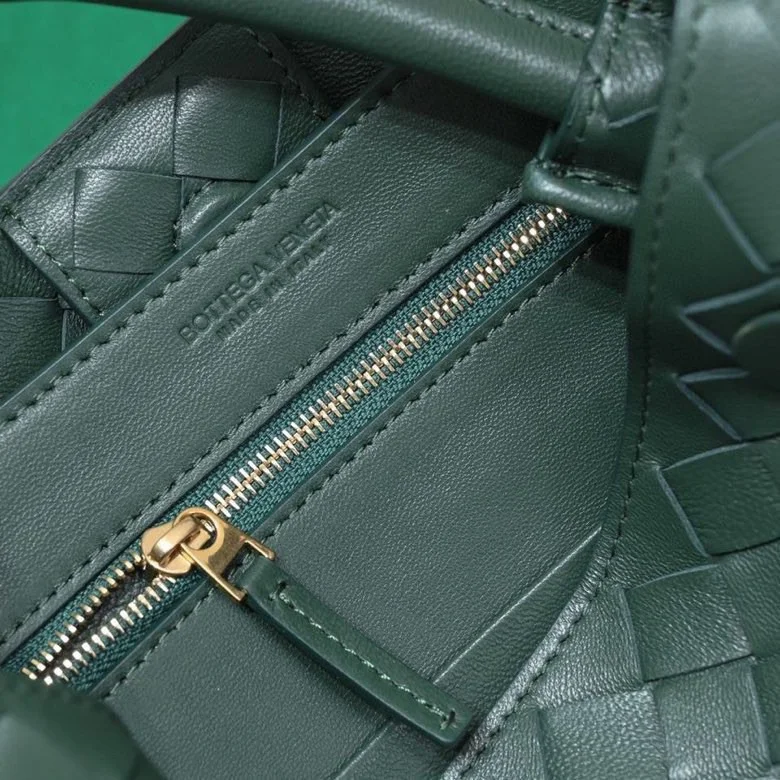 Inexpensive Bottega Veneta Top Handle Bags