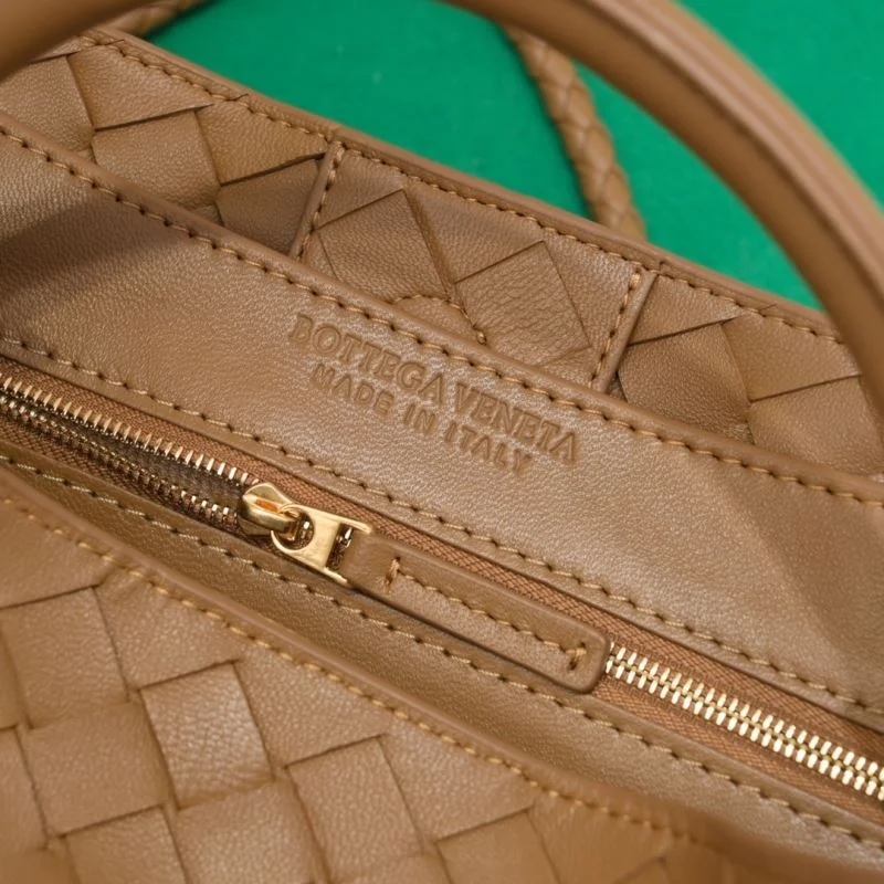 High accuracy Bottega Veneta Top Handle Bags