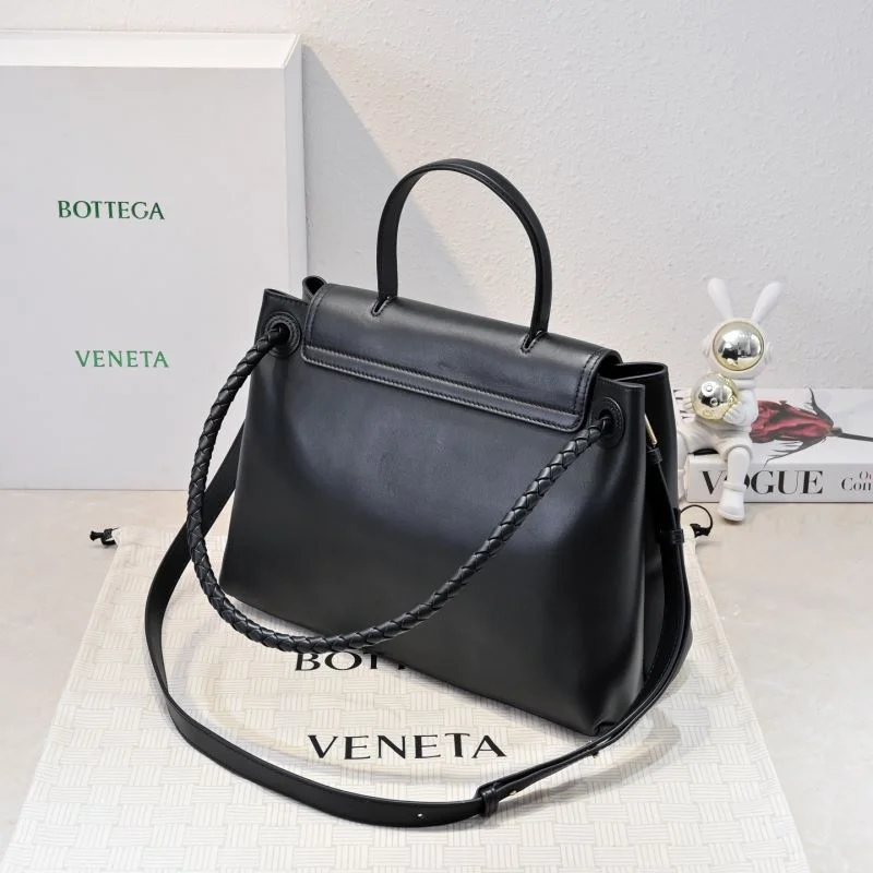 Top mirror Bottega Veneta Top Handle Bags