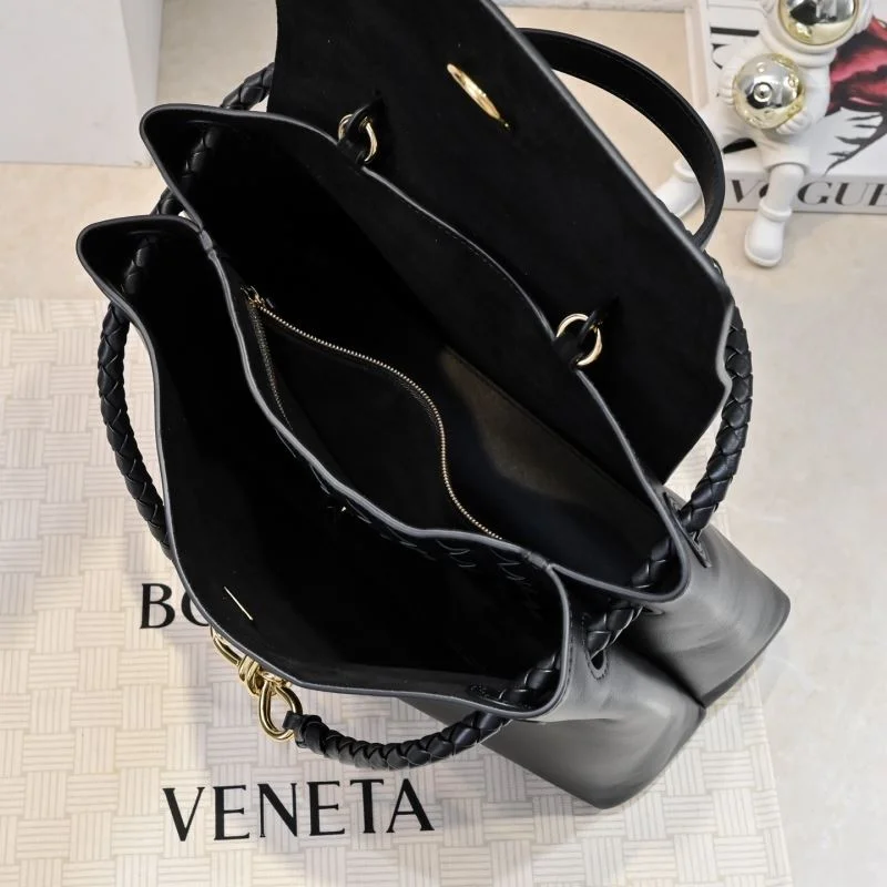 Top mirror Bottega Veneta Top Handle Bags