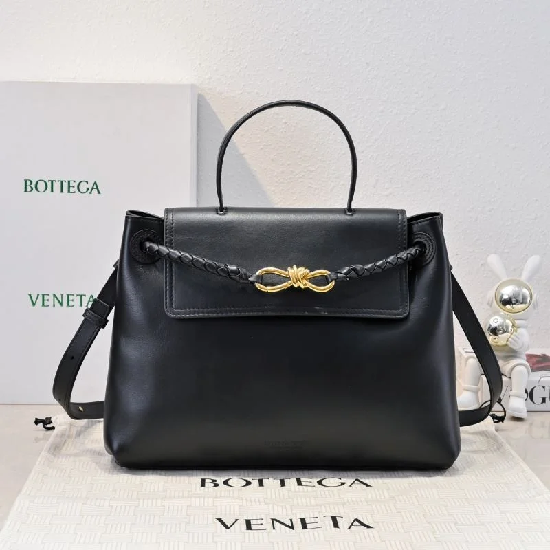 Top mirror Bottega Veneta Top Handle Bags