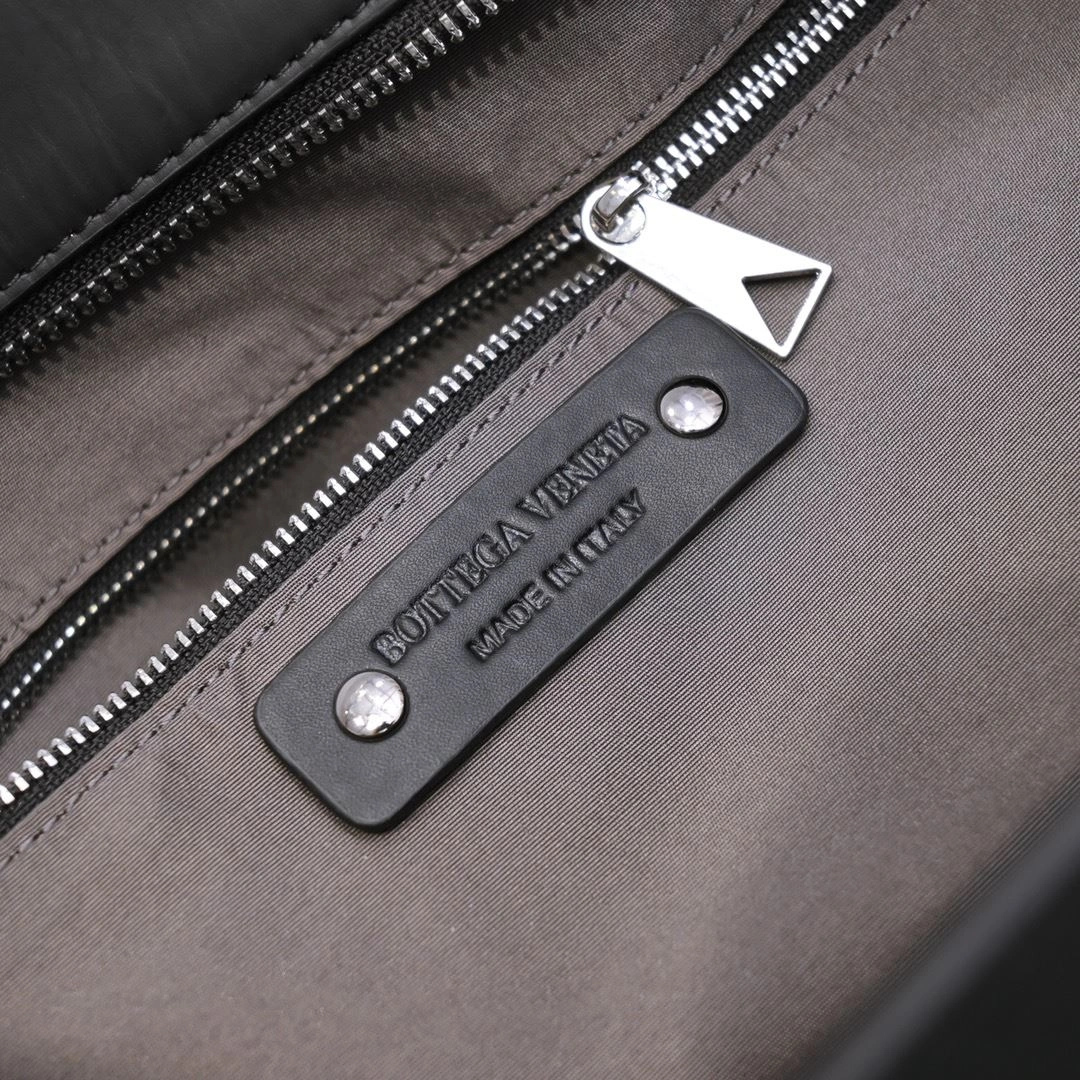 Original Bottega Veneta Travel Bags