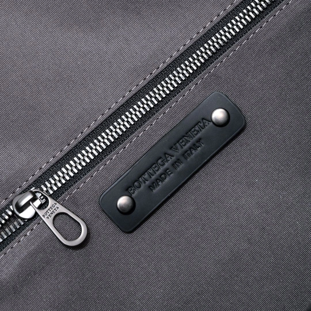 Discounted Bottega Veneta Travel Bags
