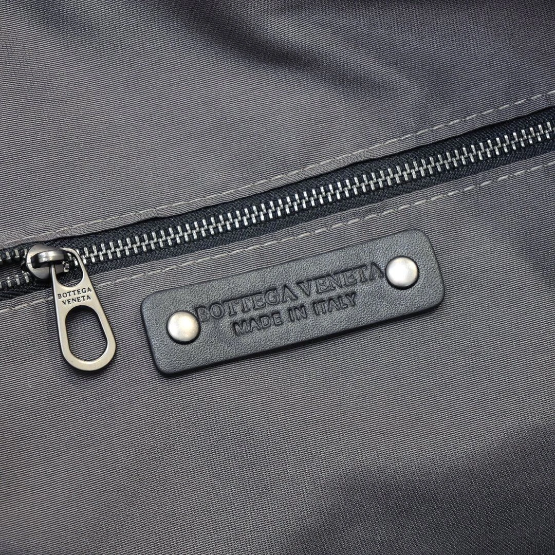 Indistinguishable Bottega Veneta Travel Bags