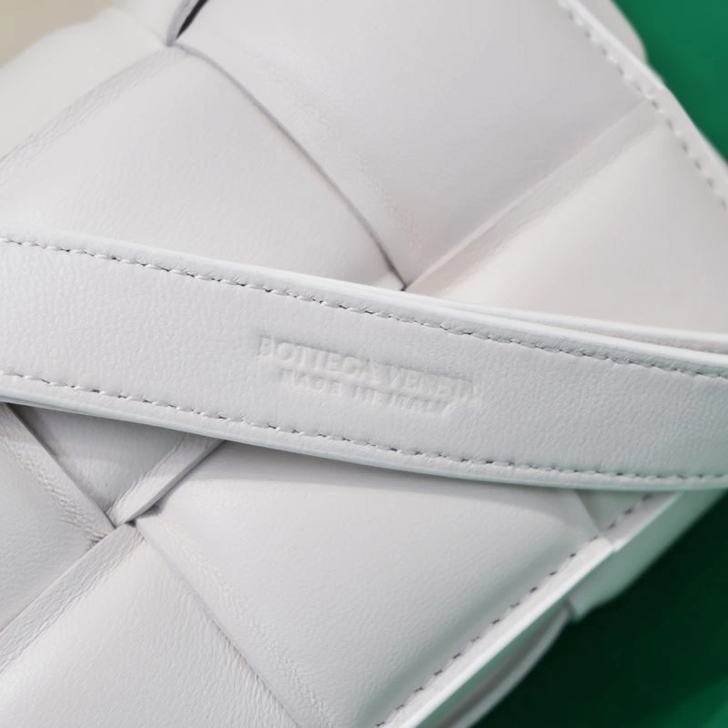 Indistinguishable Bottega Veneta Waist Chest Packs