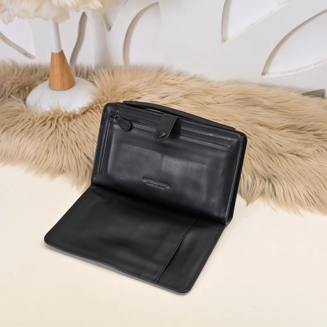 Indistinguishable Bottega Veneta Wallets Purse