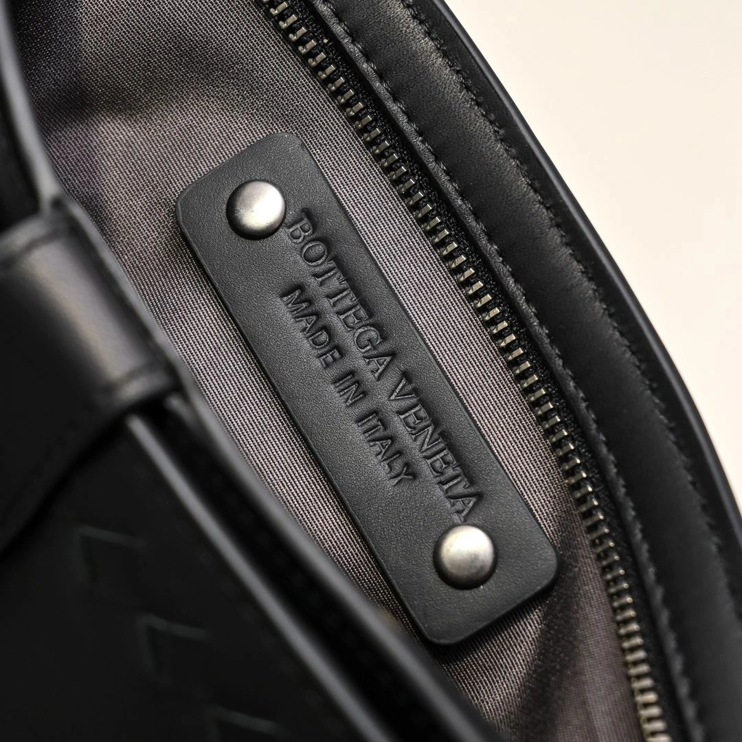 Indistinguishable Bottega Veneta Wallets Purse