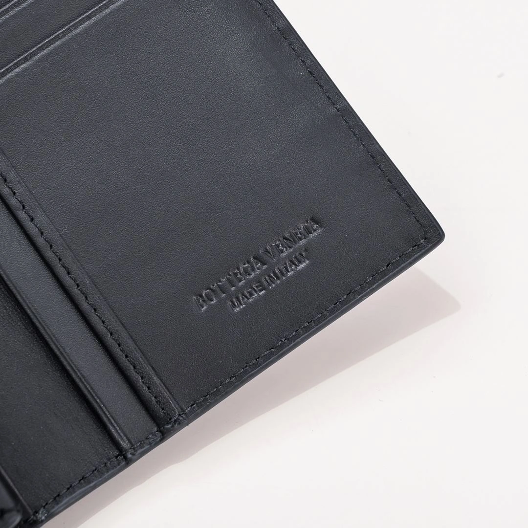 Value-priced Bottega Veneta Wallets Purse