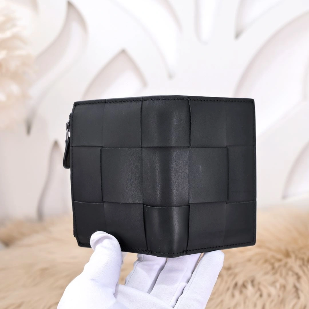 Value-priced Bottega Veneta Wallets Purse