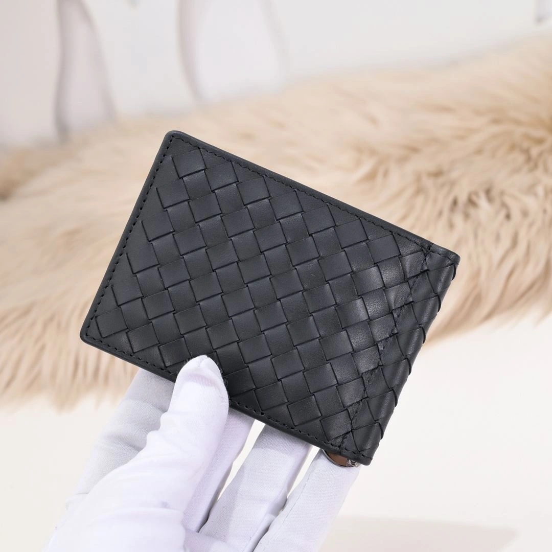 Value-priced Bottega Veneta Wallets Purse