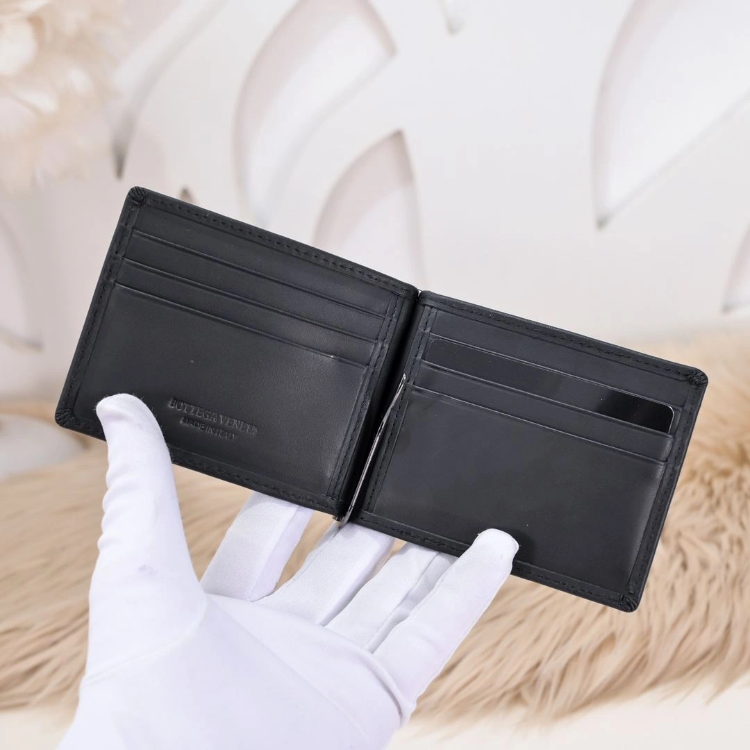 Value-priced Bottega Veneta Wallets Purse