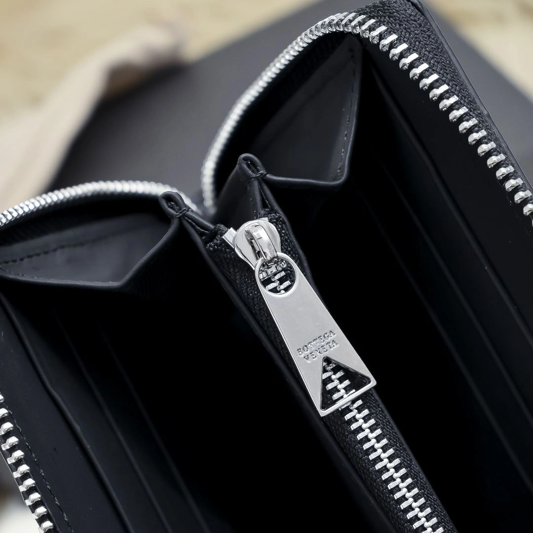 Budget-friendly Bottega Veneta Wallets Purse