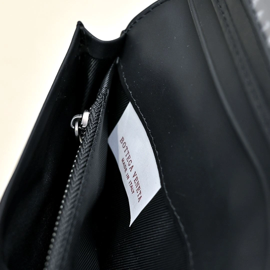 Accurate model Bottega Veneta Wallets Purse