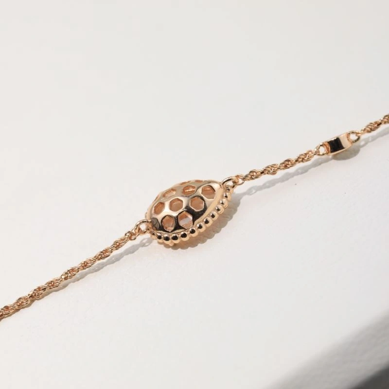 Top mirror Boucheron Bracelets