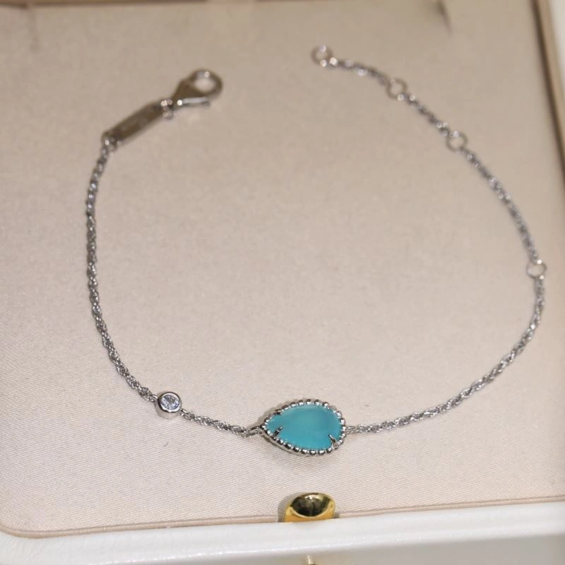 Low-cost Boucheron Bracelets