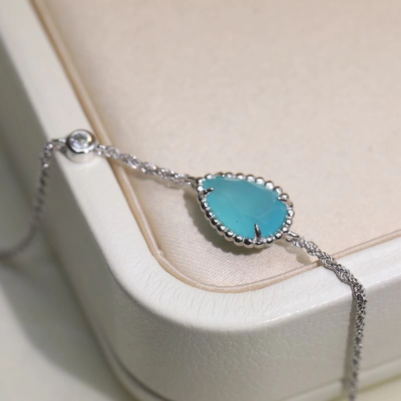 Low-cost Boucheron Bracelets