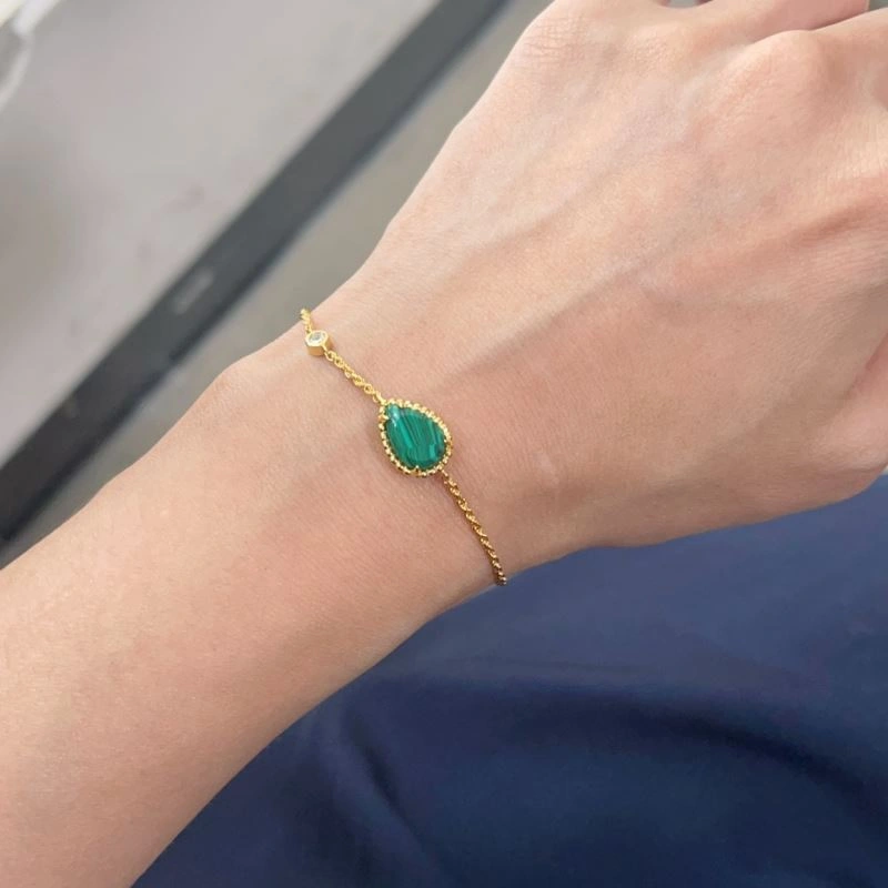 Low-cost Boucheron Bracelets