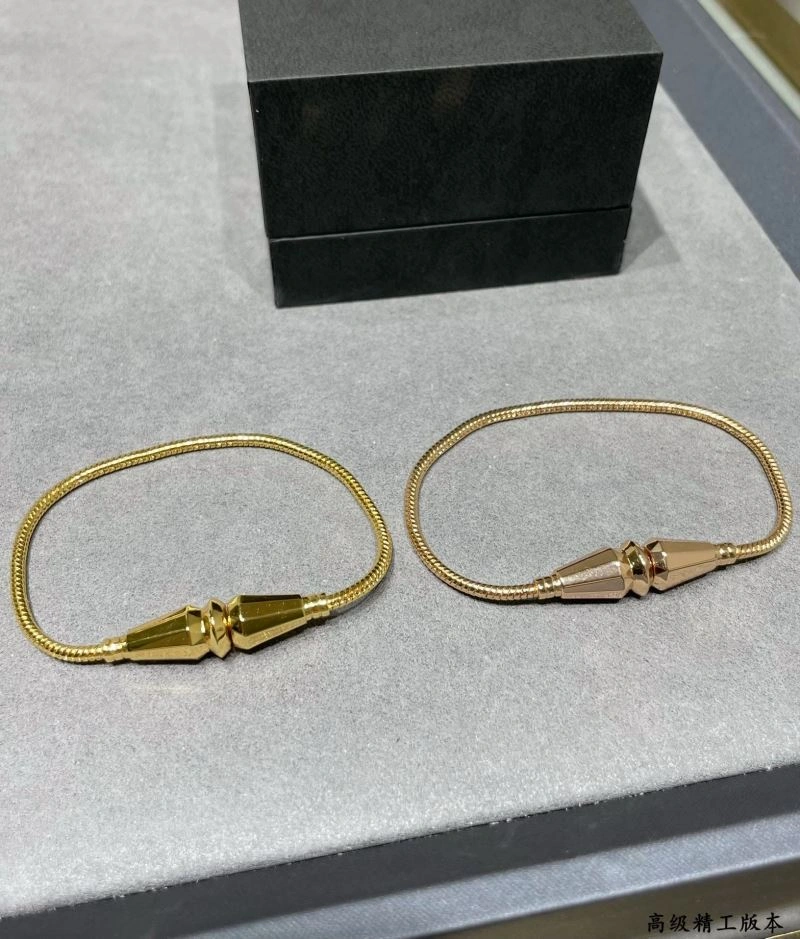Accurate model Boucheron Bracelets