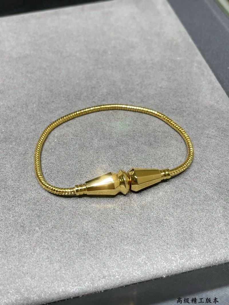 Accurate model Boucheron Bracelets