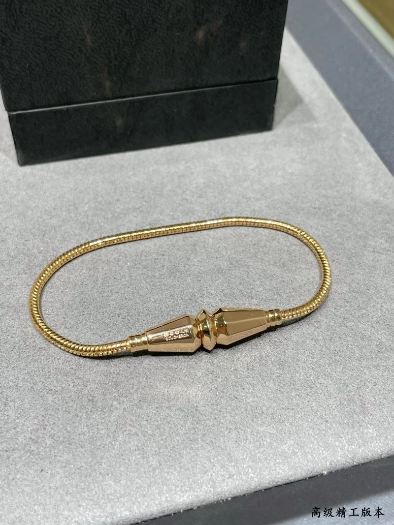 Accurate model Boucheron Bracelets