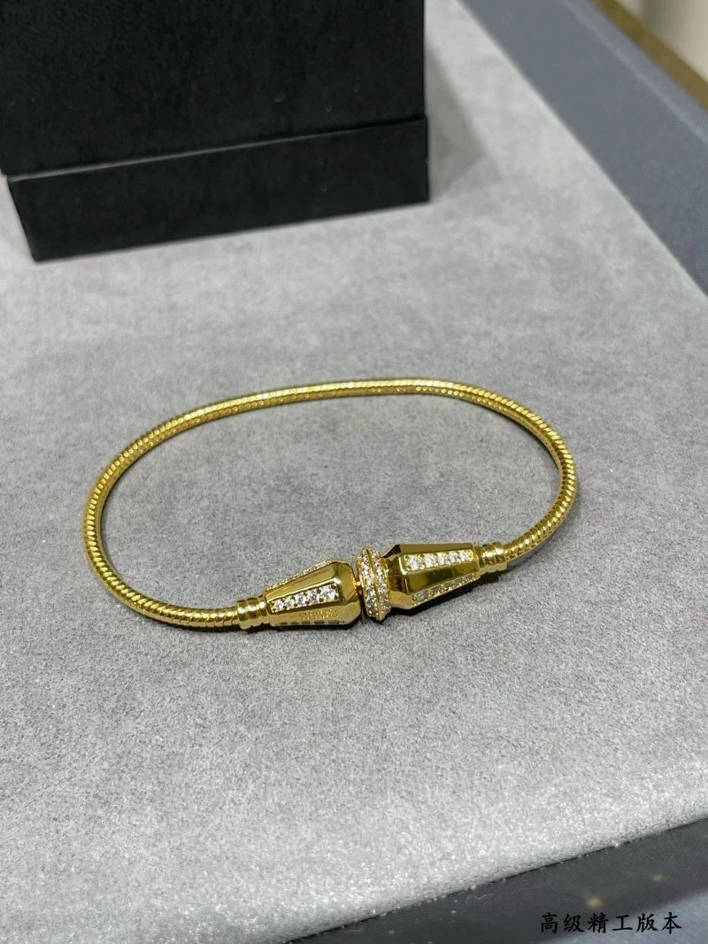 Top mirror Boucheron Bracelets