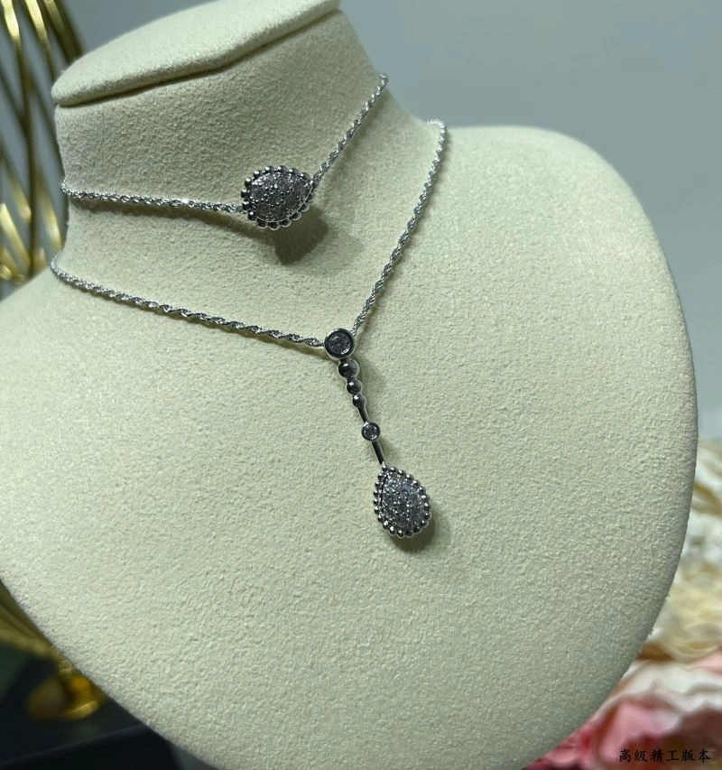 1:1 copy Boucheron Bracelets
