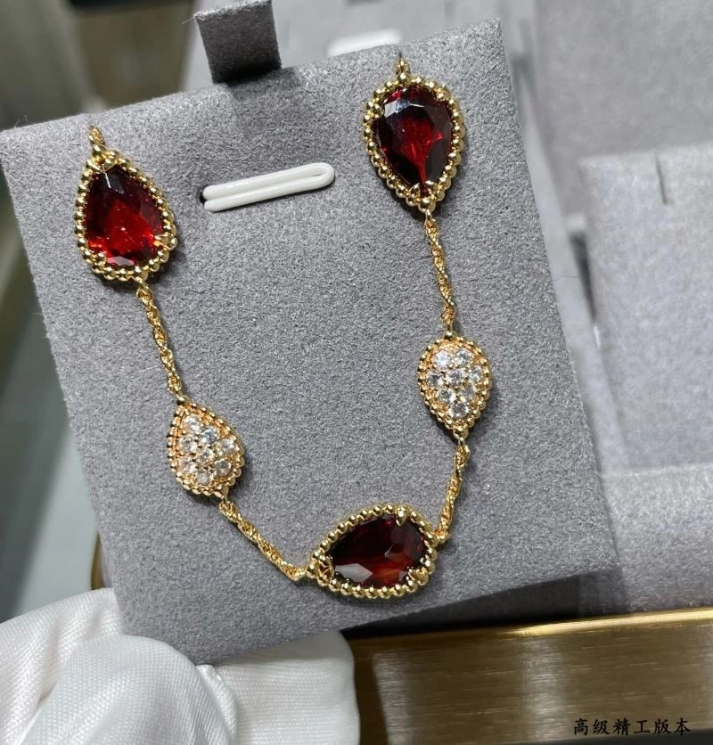 Brand-authenticated Boucheron Bracelets