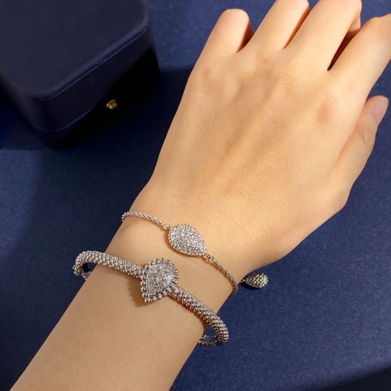 Reasonably priced Boucheron Bracelets
