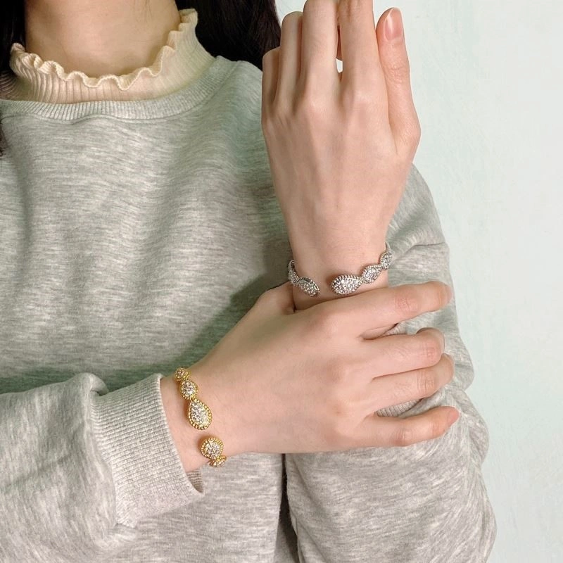 Reasonably priced Boucheron Bracelets