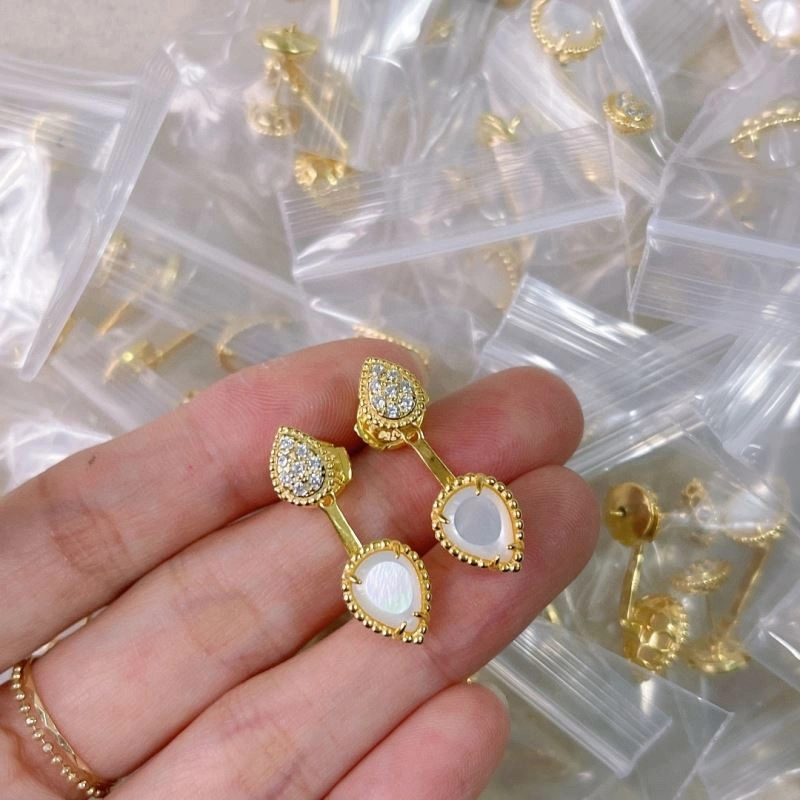 High fidelity Boucheron Earrings