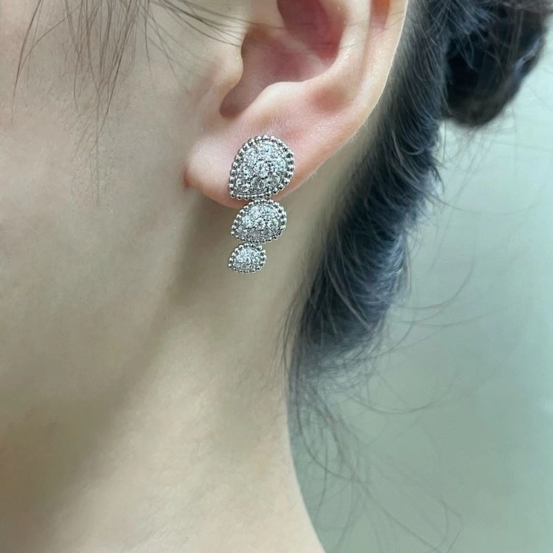 Top mirror Boucheron Earrings