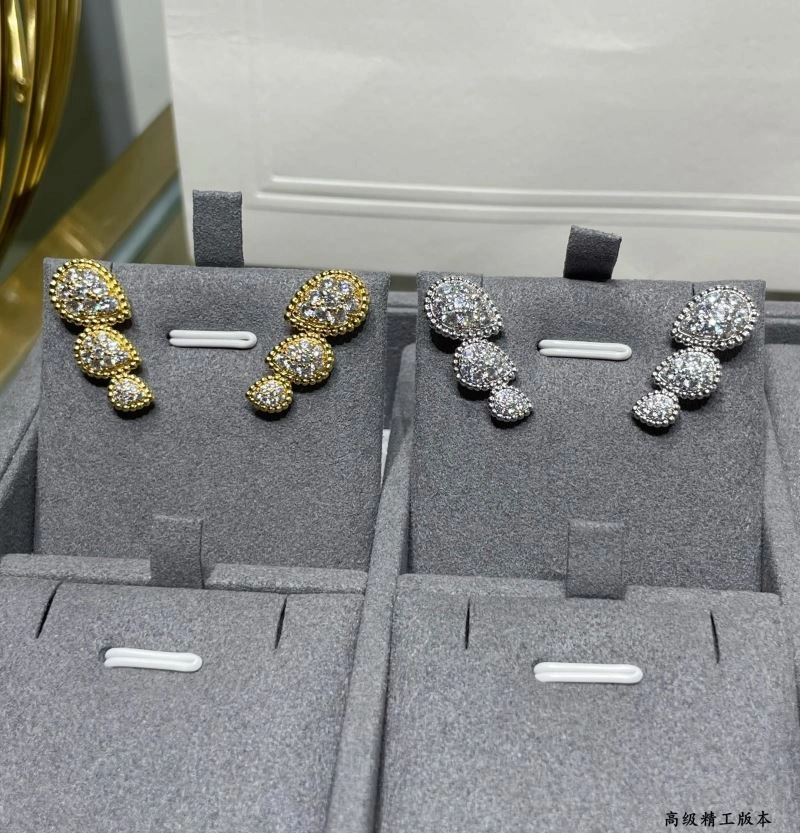 Top mirror Boucheron Earrings