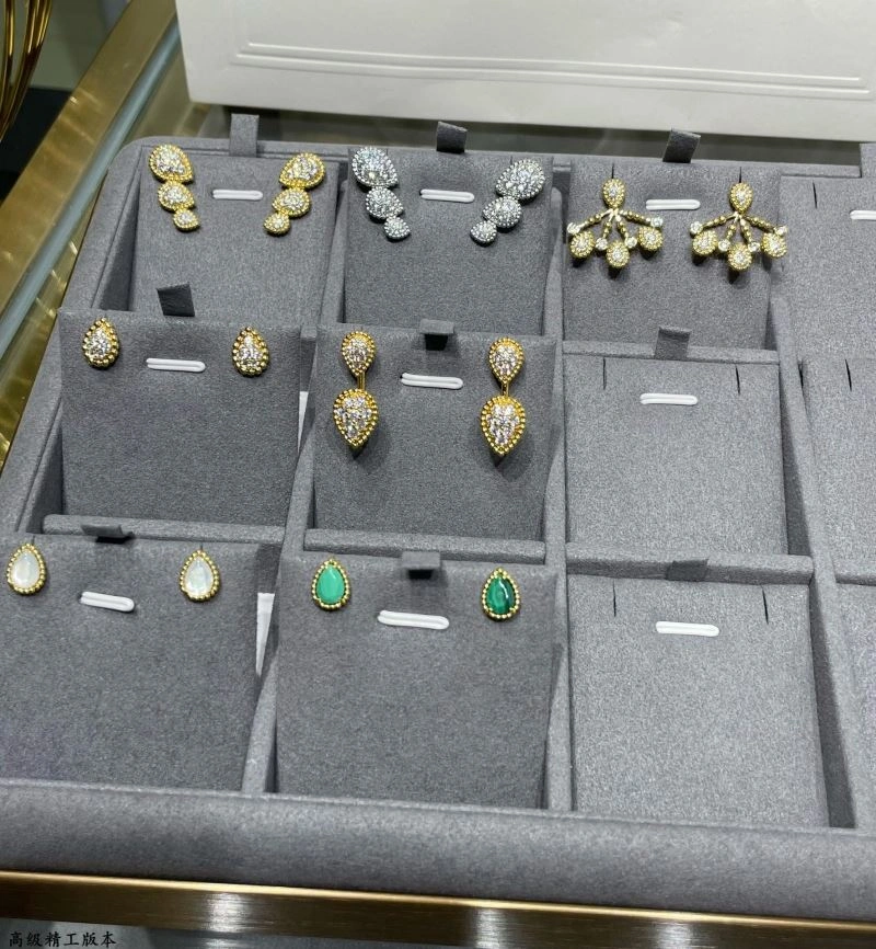 Top mirror Boucheron Earrings