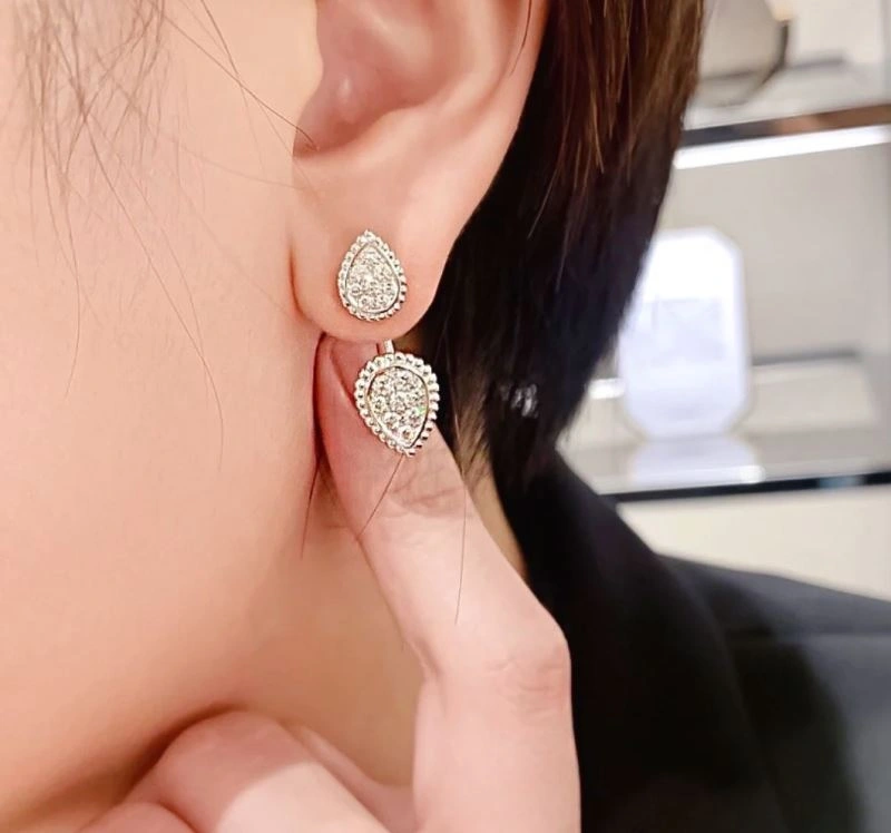 Low-cost Boucheron Earrings