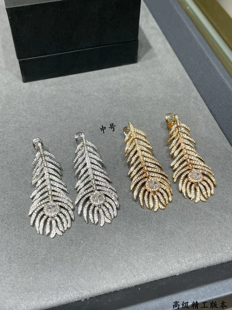 Low-cost Boucheron Earrings
