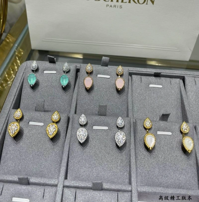 Accurate model Boucheron Earrings