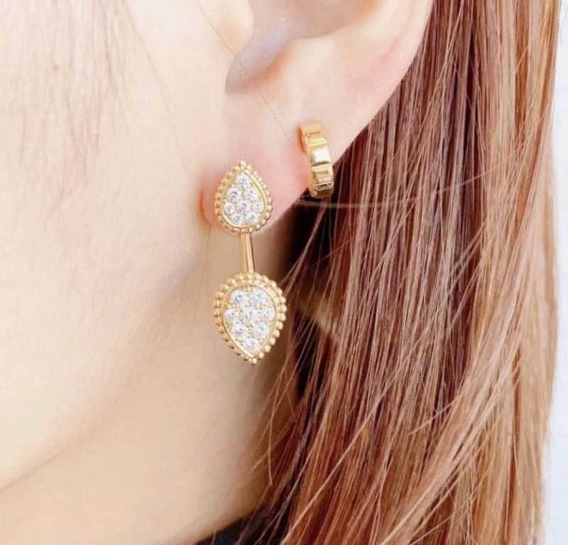 High accuracy Boucheron Earrings