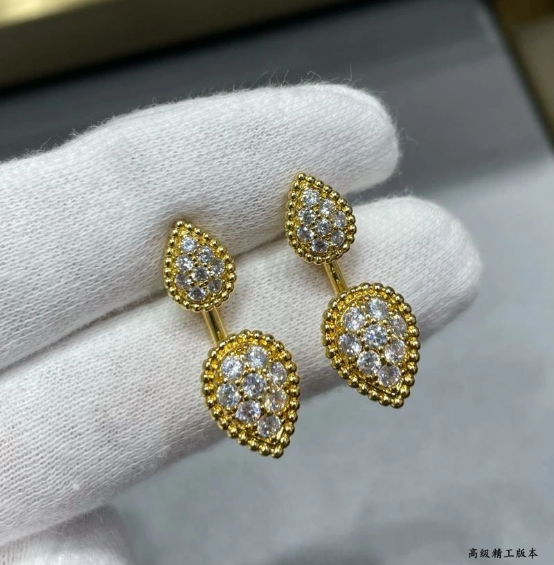 High accuracy Boucheron Earrings