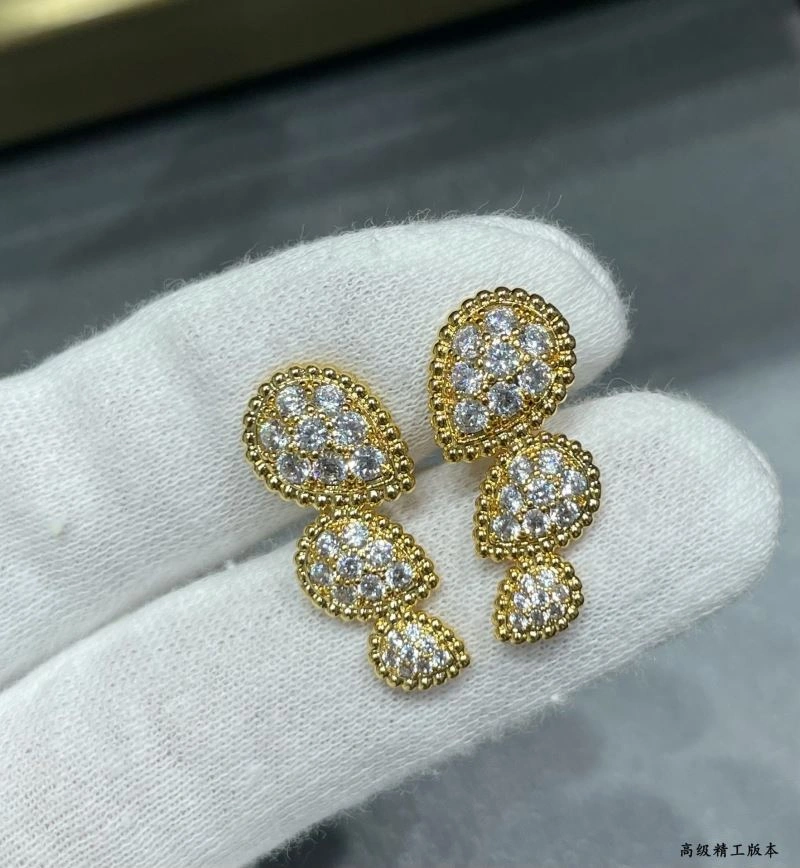 Top match Boucheron Earrings
